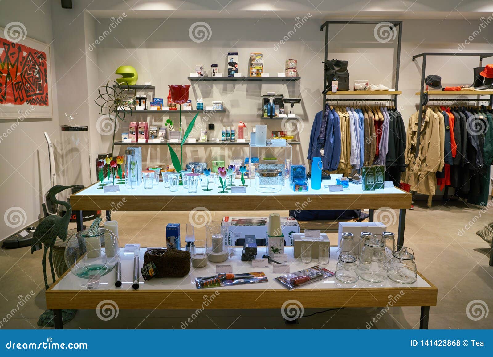 Pro-Idee editorial stock photo. Image of apparel, colour - 141423868