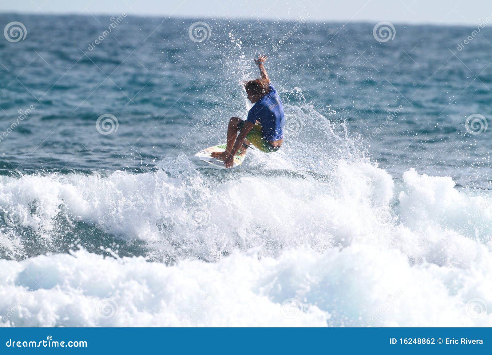 Pro surfer Dylan Graves editorial photography. Image of rico - 16248862
