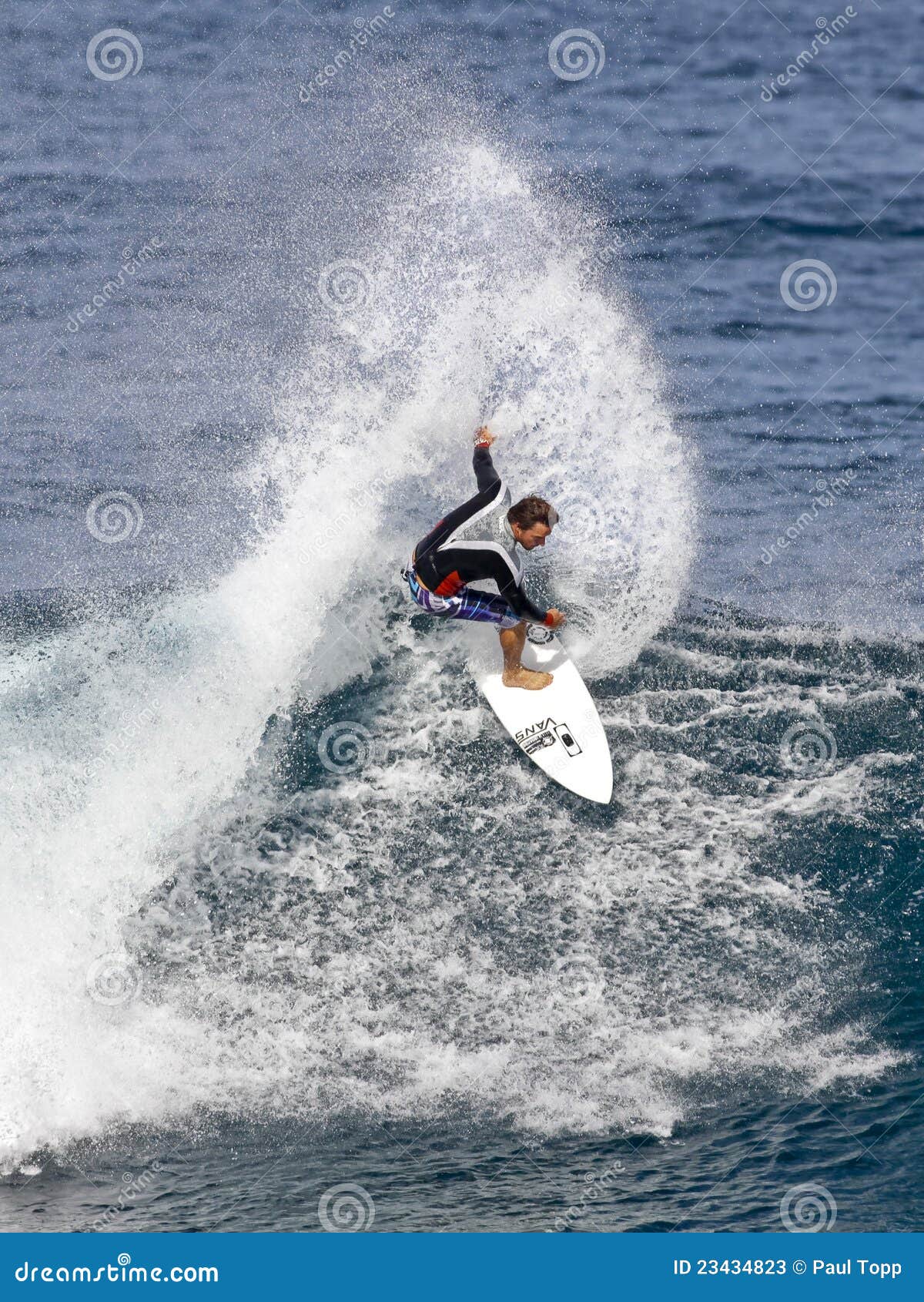 Pro Surfer Kalani Chapman Surfing in Hawaii Editorial Stock Photo ...