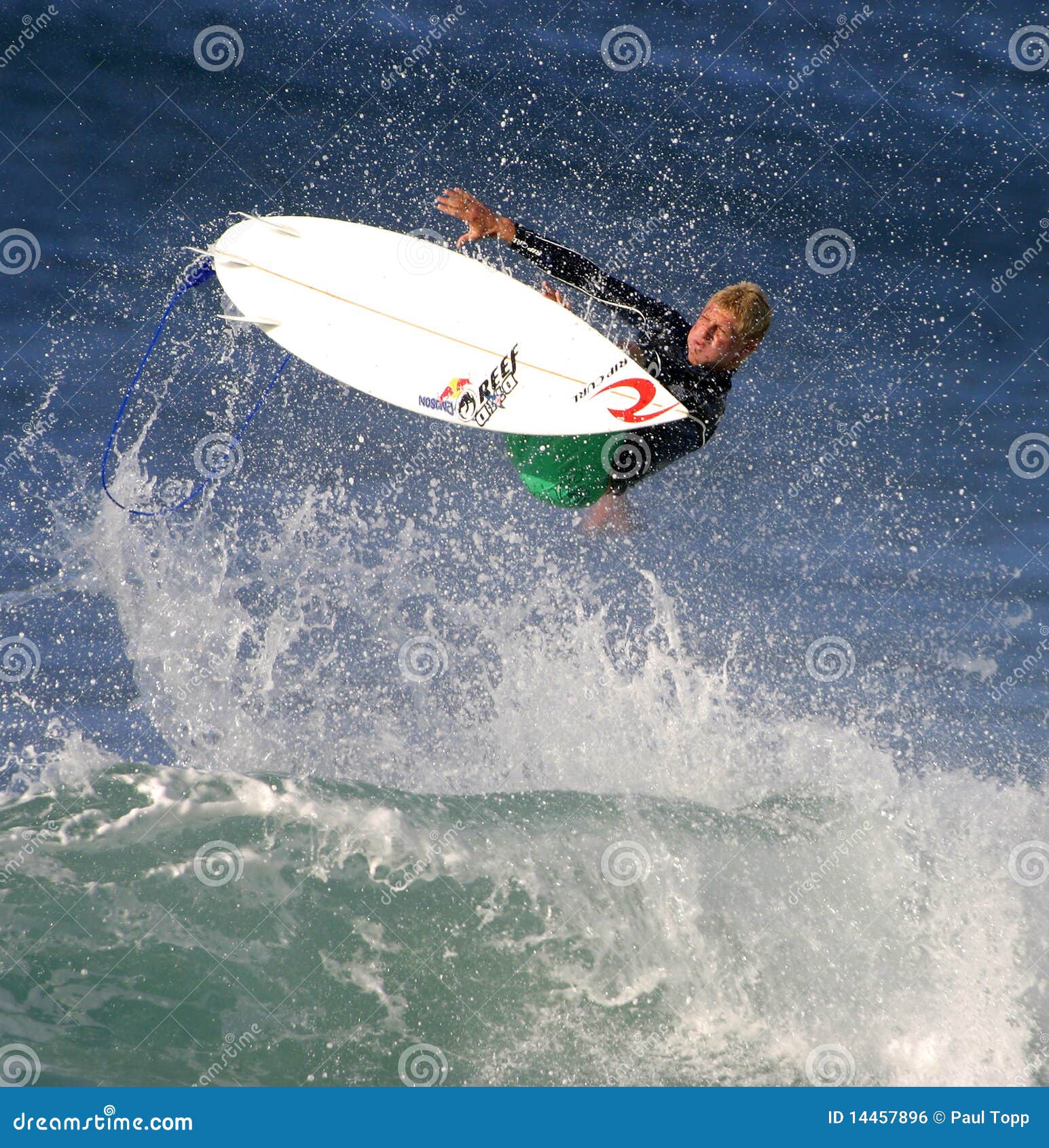 Pro Surfer Fanning Surfing in Hawaii Editorial Photo - Image of splash ...
