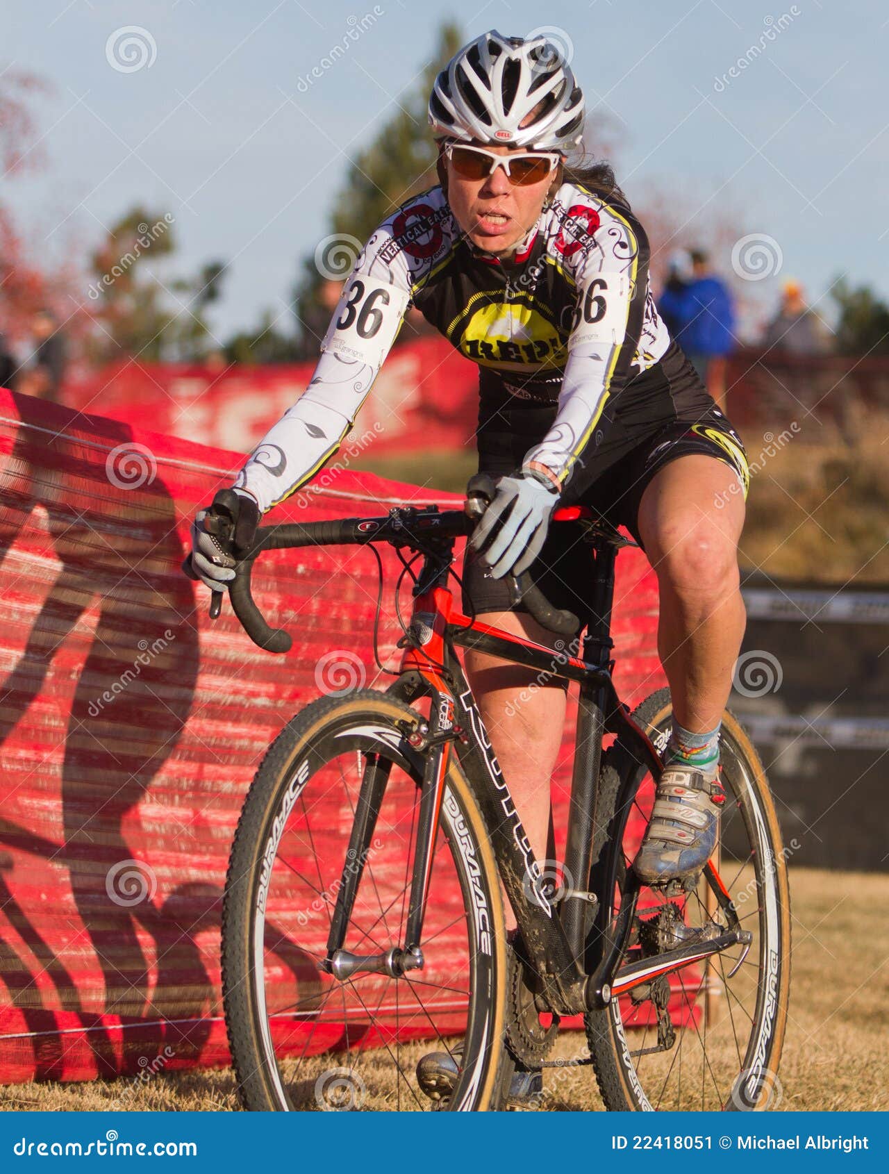Pro Woman Cyclocross Racer editorial photo. Image of bicycle - 22418051