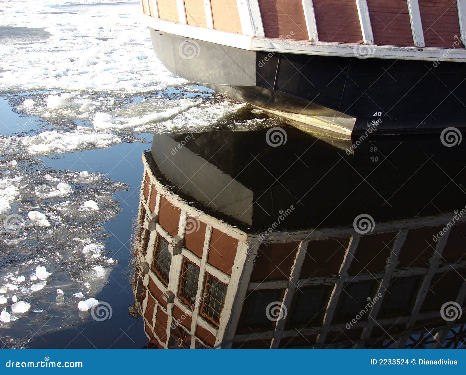 Proa De Um Navio Antigo Imagem. Imagem: 2233524