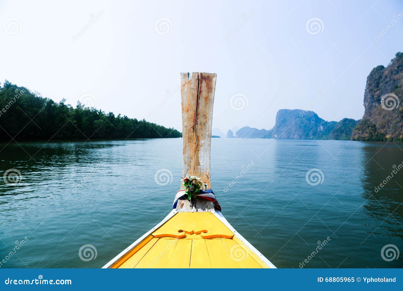 Proa Do Barco Da Cauda Longa Imagem de Stock - Imagem de cauda ...