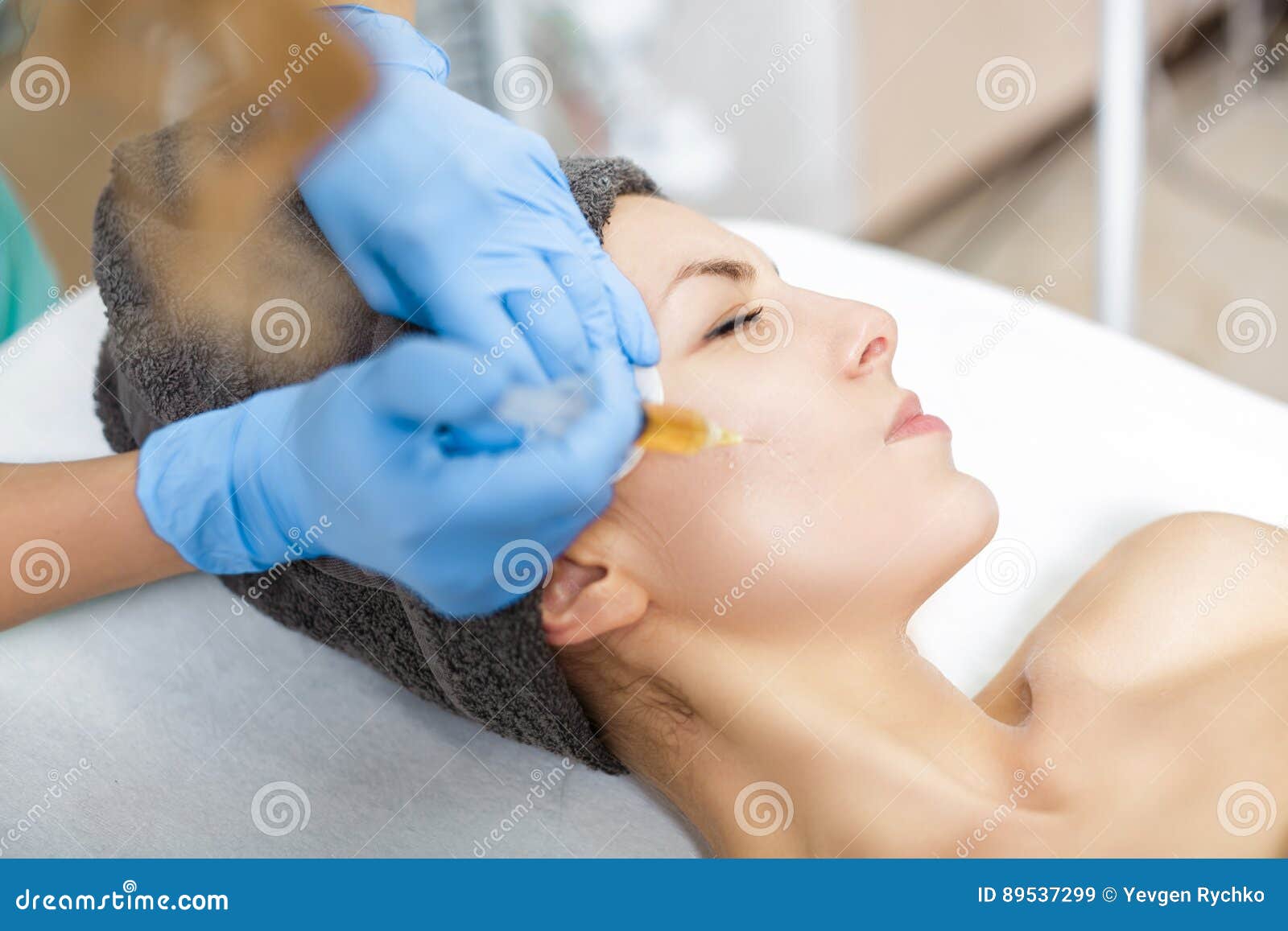 Procedure Plasmolifting Injection. Plasma Injection into the Skin of ...