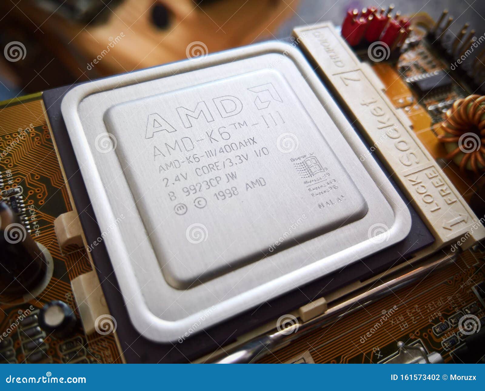 Procesador AMD K6 III De Socket 7 Vintage Fotografía editorial - Imagen ...
