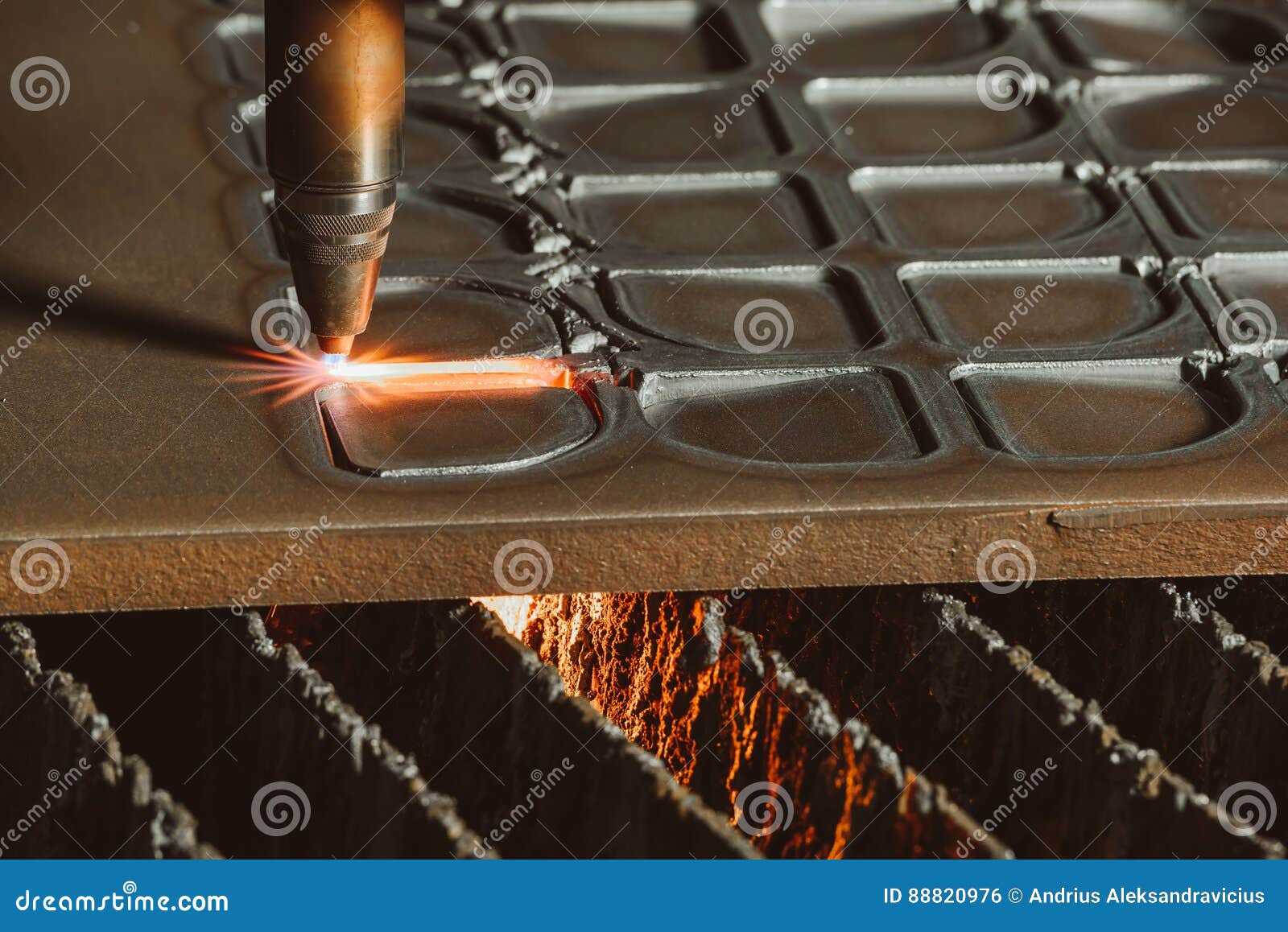 Proceso de acero del corte foto de archivo. Imagen de metales - 88820976