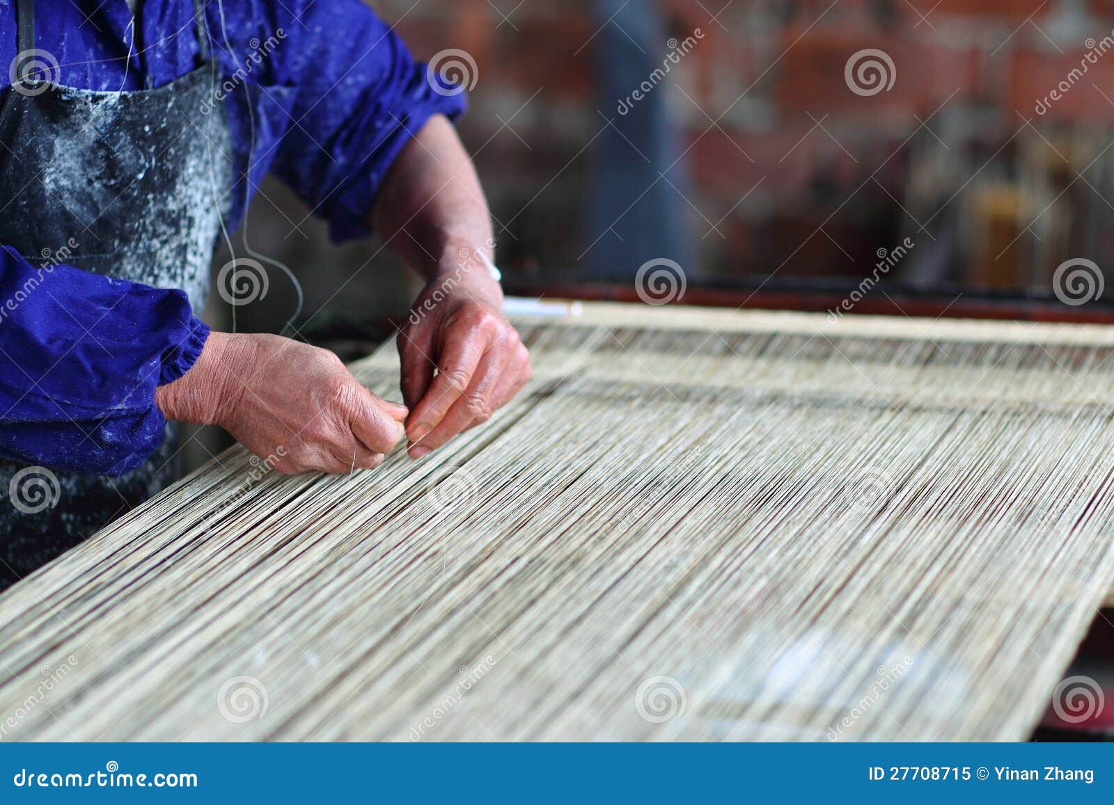Proceso De La Materia Textil Del Lino Imagen de archivo - Imagen de arte, antiguo: 27708715