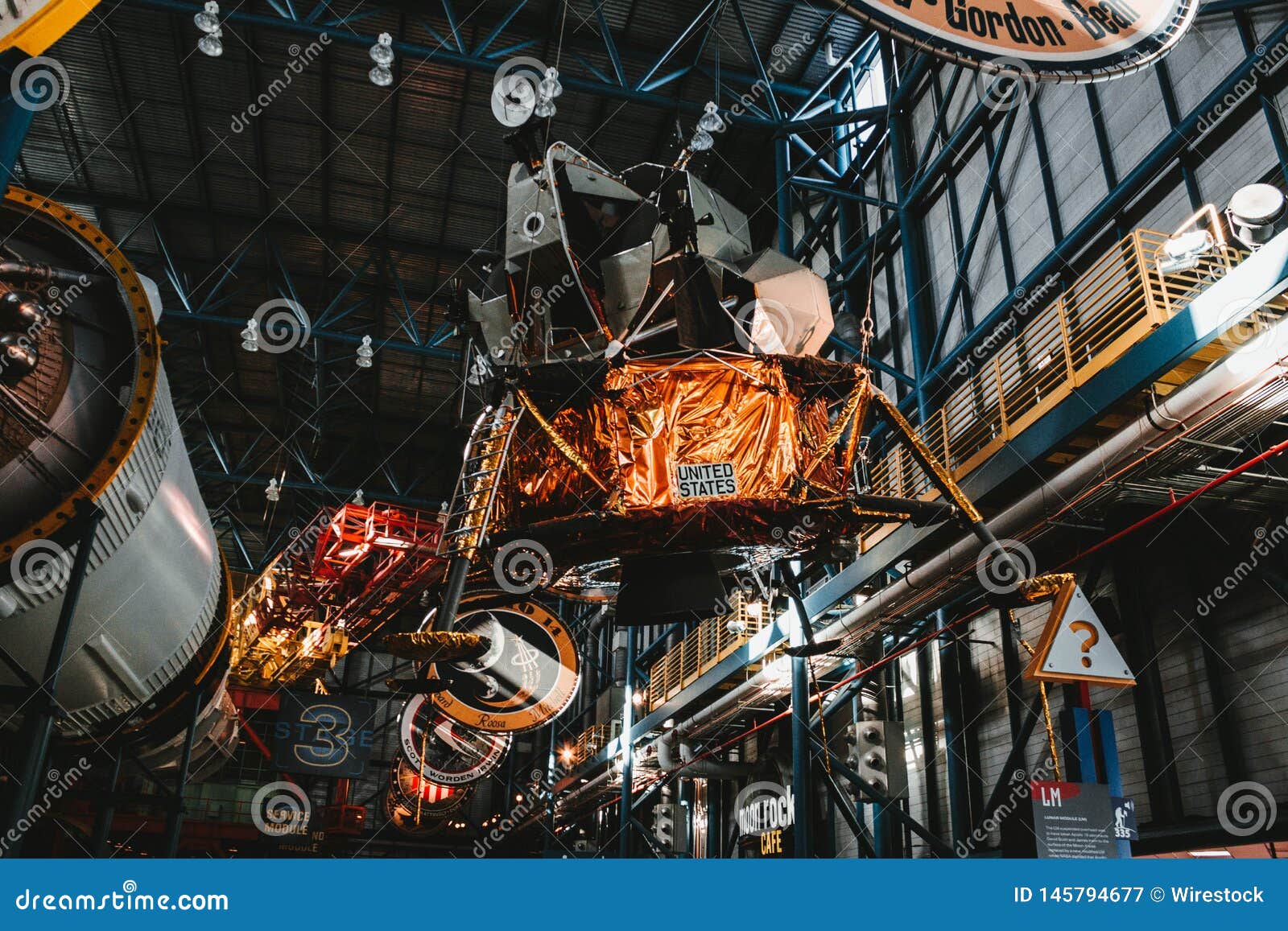 A Process of Building a Space Rocket Engine Editorial Photography ...