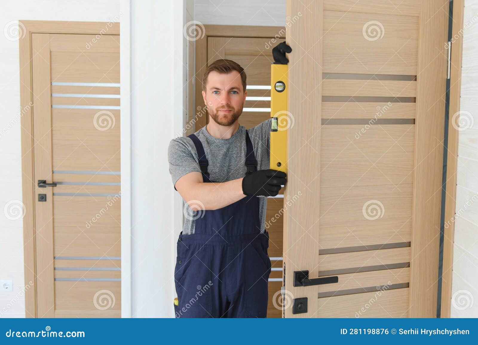 Process of Construction New and Modern Modular House from Composite Sip ...