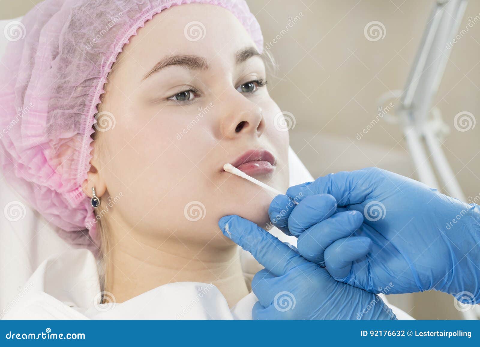 The Process of Cosmetic Surgery of Water Injection Stock Photo - Image ...