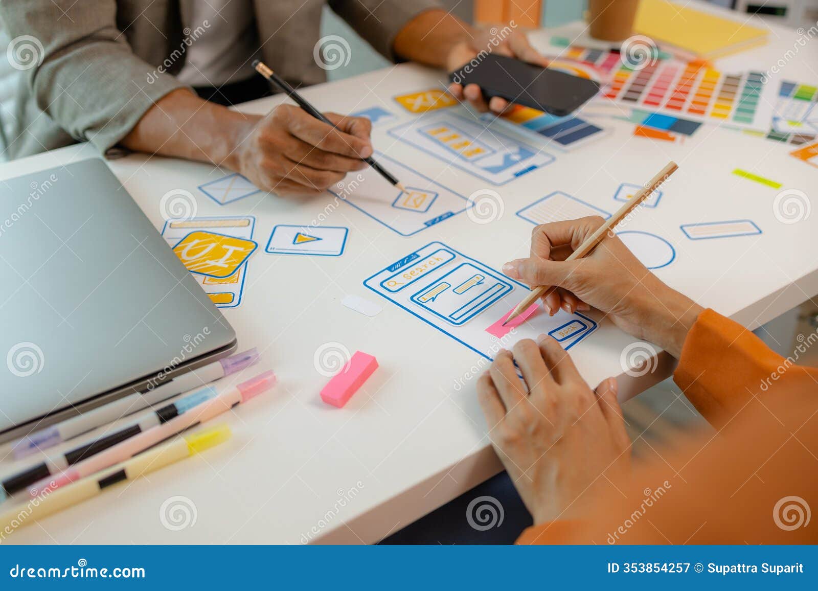 Process of Creating an Interface for a Mobile App, User Interface and ...