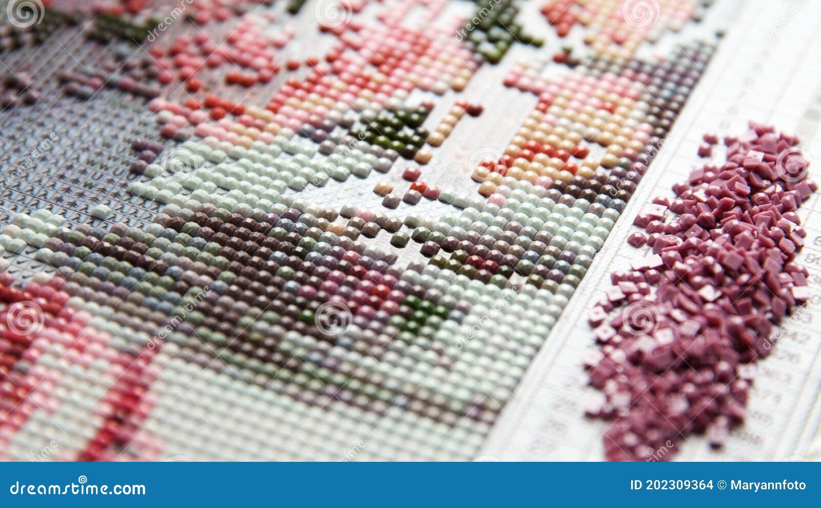 Process of Creation of Diamond Painting 3d from Square Ostrich ...