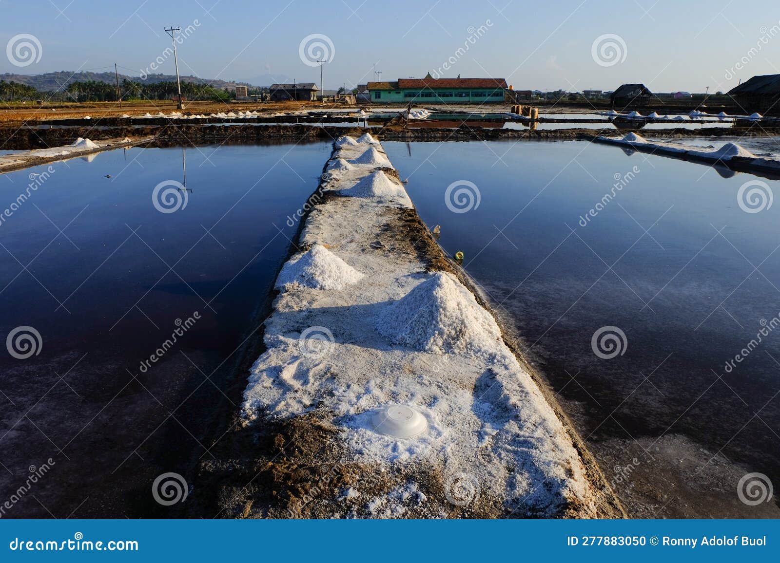 The Process Of Crystallization Of Sea Water Into Salt In The ...