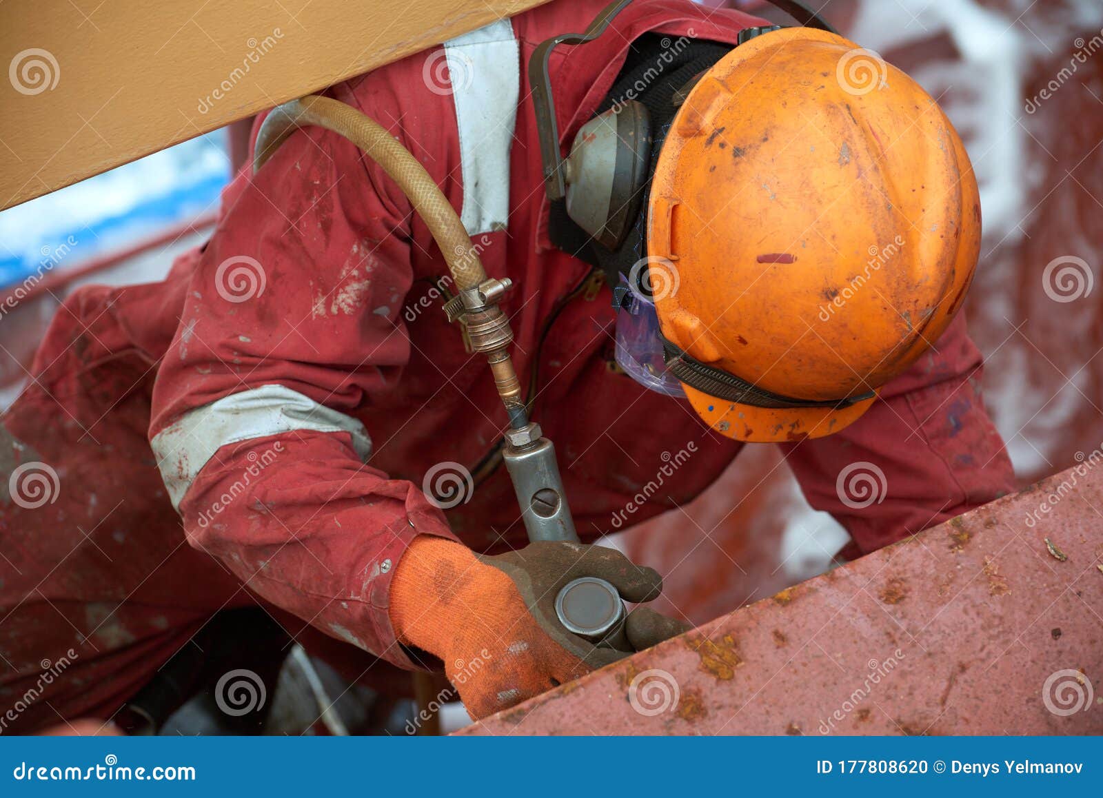 Process of Derusting, Paint and Rust Removal by Pneumatic Chisel from ...