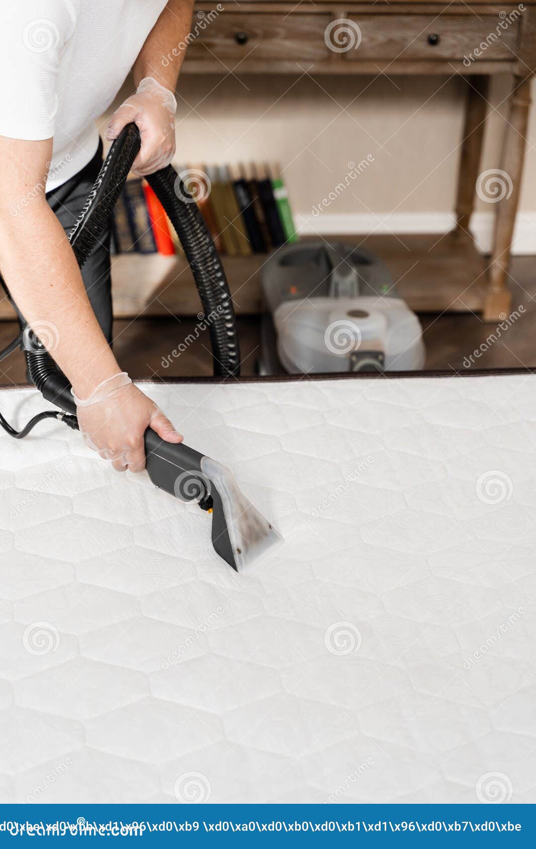 Process of Extraction Dirt from Mattress Using Extractor Cleaning Machine. Dry Wash Cleaner is ...