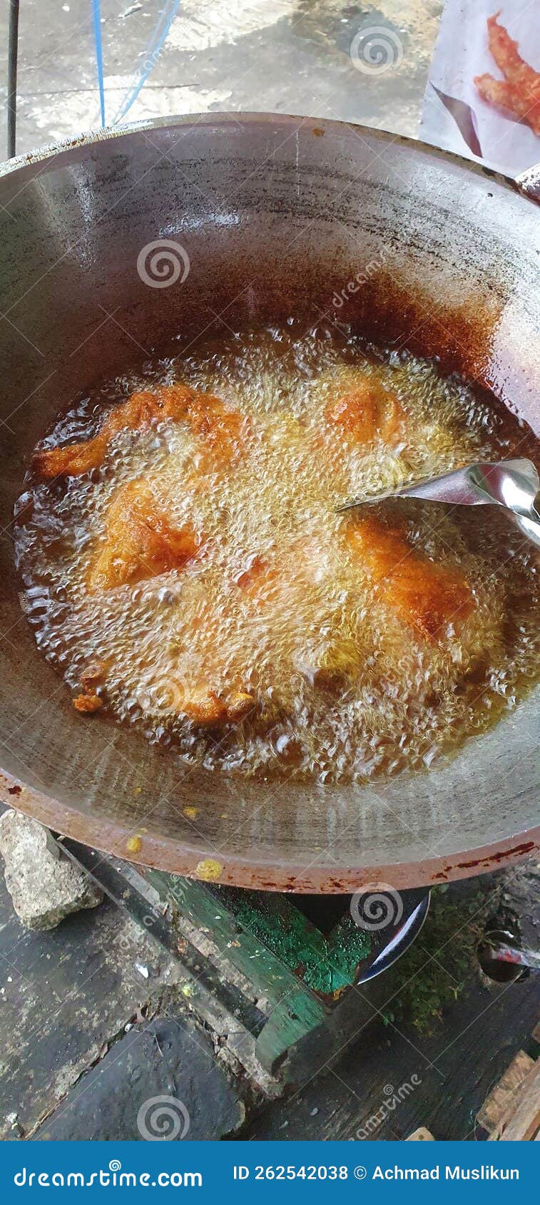 Process Fried Chicken for Customer Orders Stock Photo - Image of meal ...