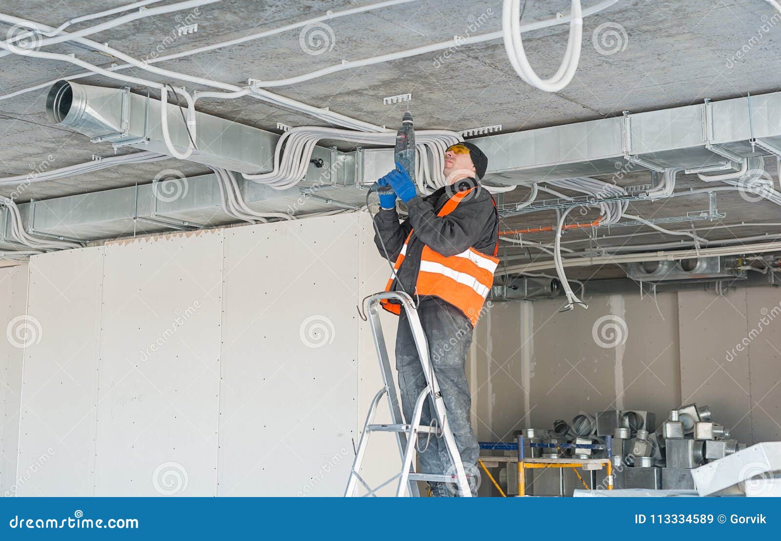The Process of Installing Mounting Clips for a Corrugated Wire W Stock ...
