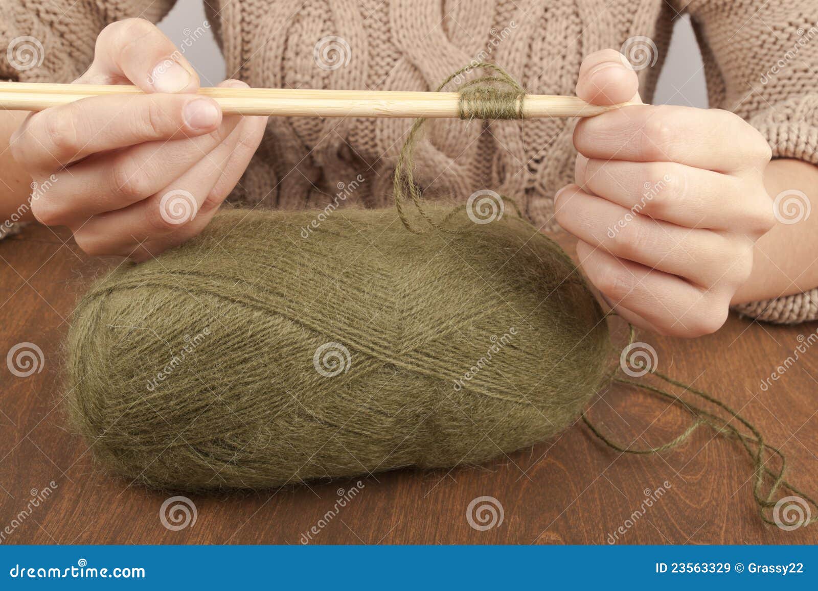 Process of knitting stock image. Image of fingers, homemade - 23563329