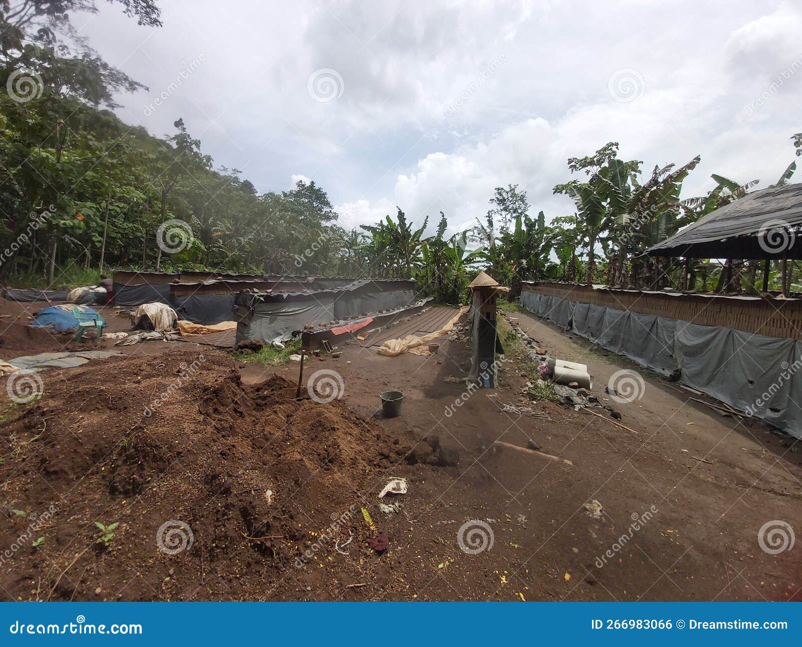 Process of Making Bricks with Clay Stock Photo - Image of process, clay ...