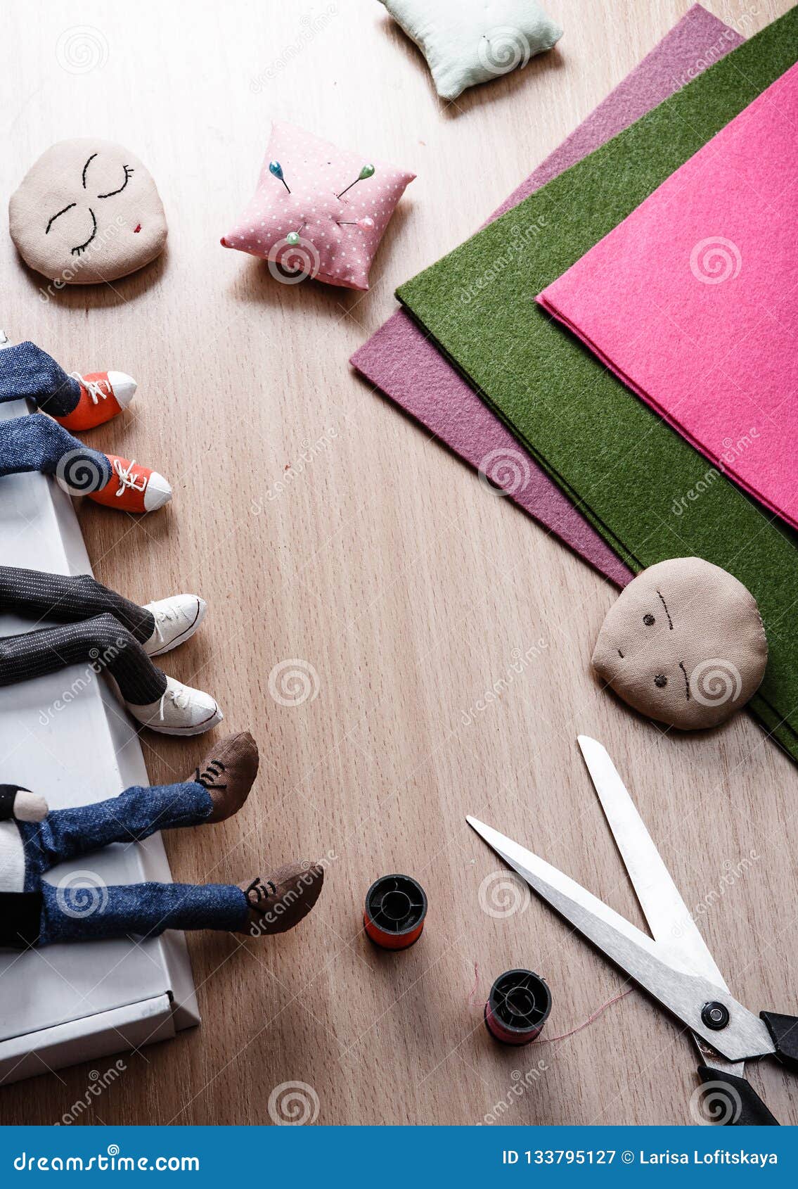 Process of making dolls stock image. Image of color - 133795127