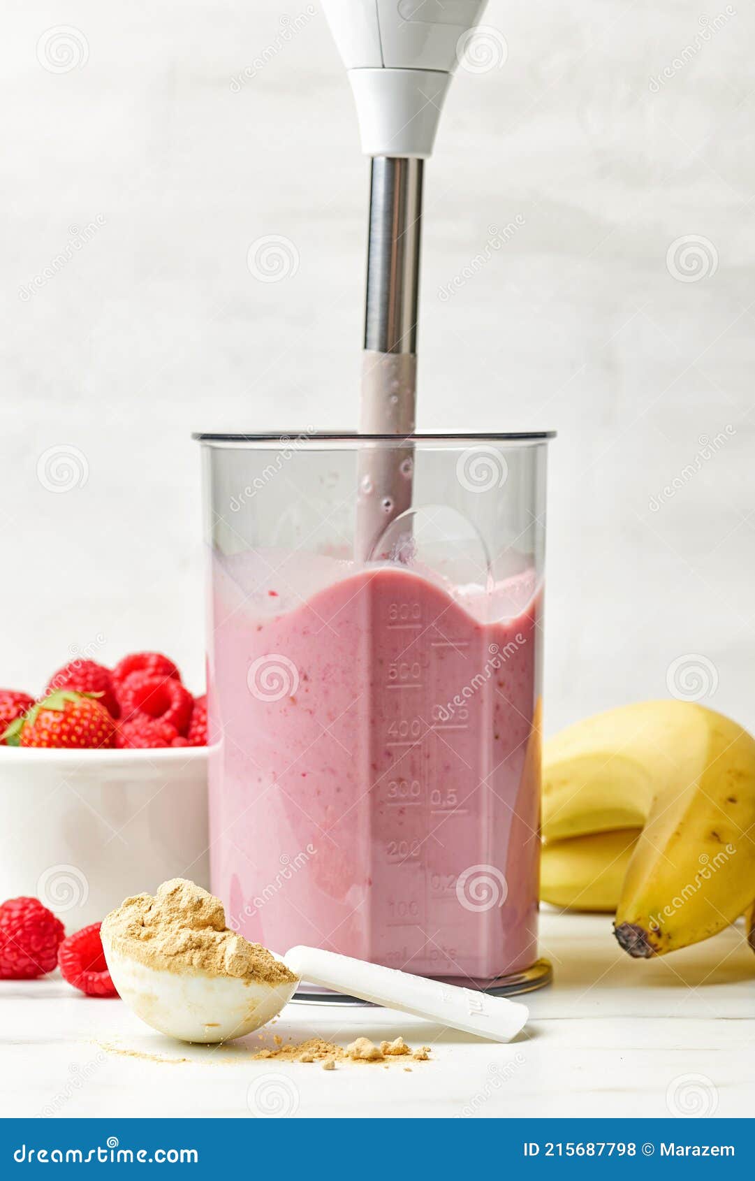 Process of Making Milkshake Stock Photo - Image of freshness, making ...