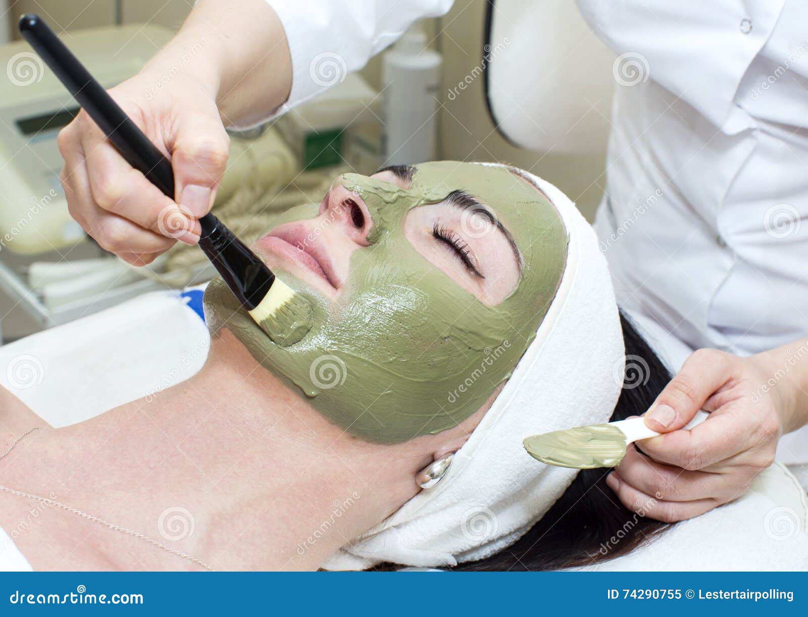 Process of Massage and Facials Stock Image - Image of healthy, cosmetic ...