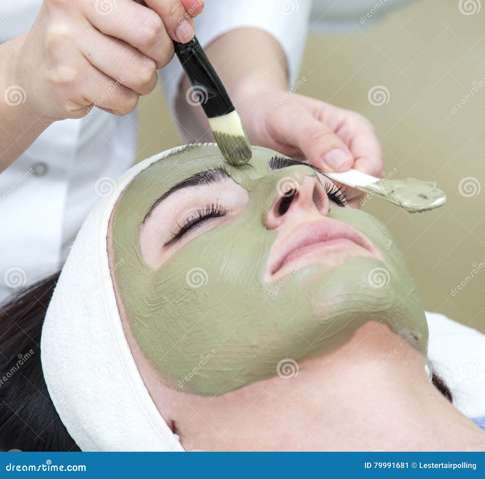 Process of Massage and Facials Stock Image - Image of neck, healing ...