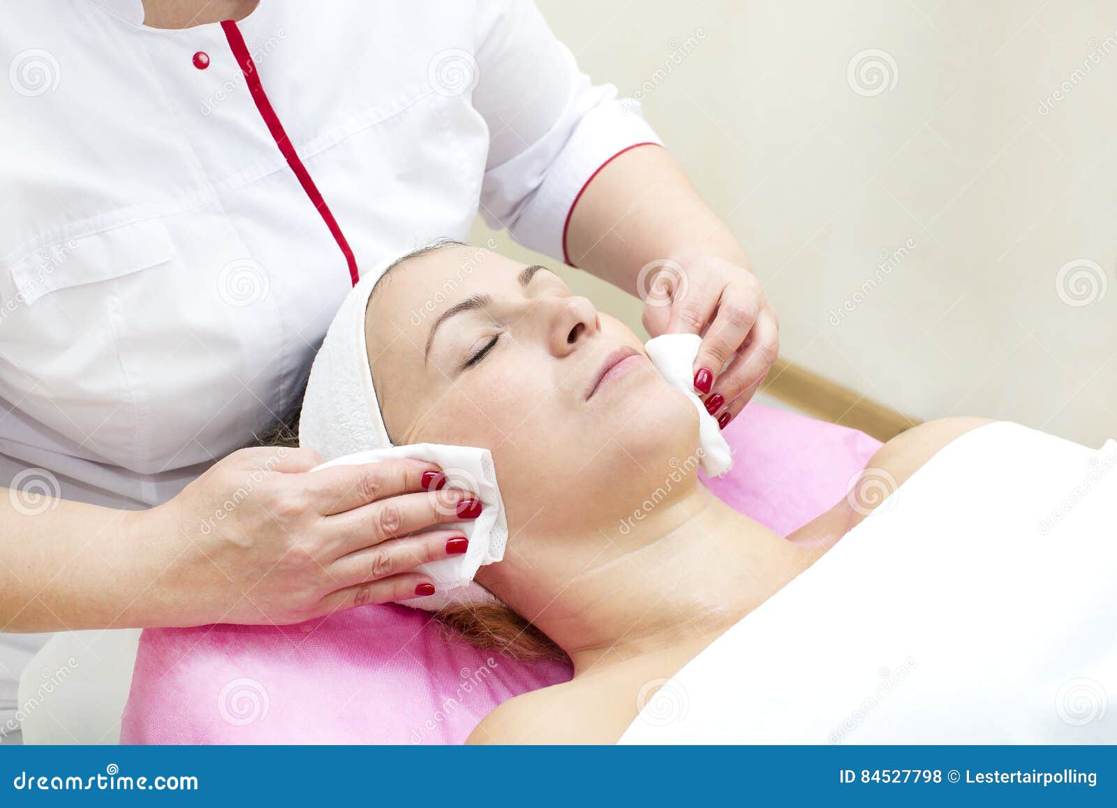 Process of Massage and Facials Stock Photo - Image of healthy, beauty ...