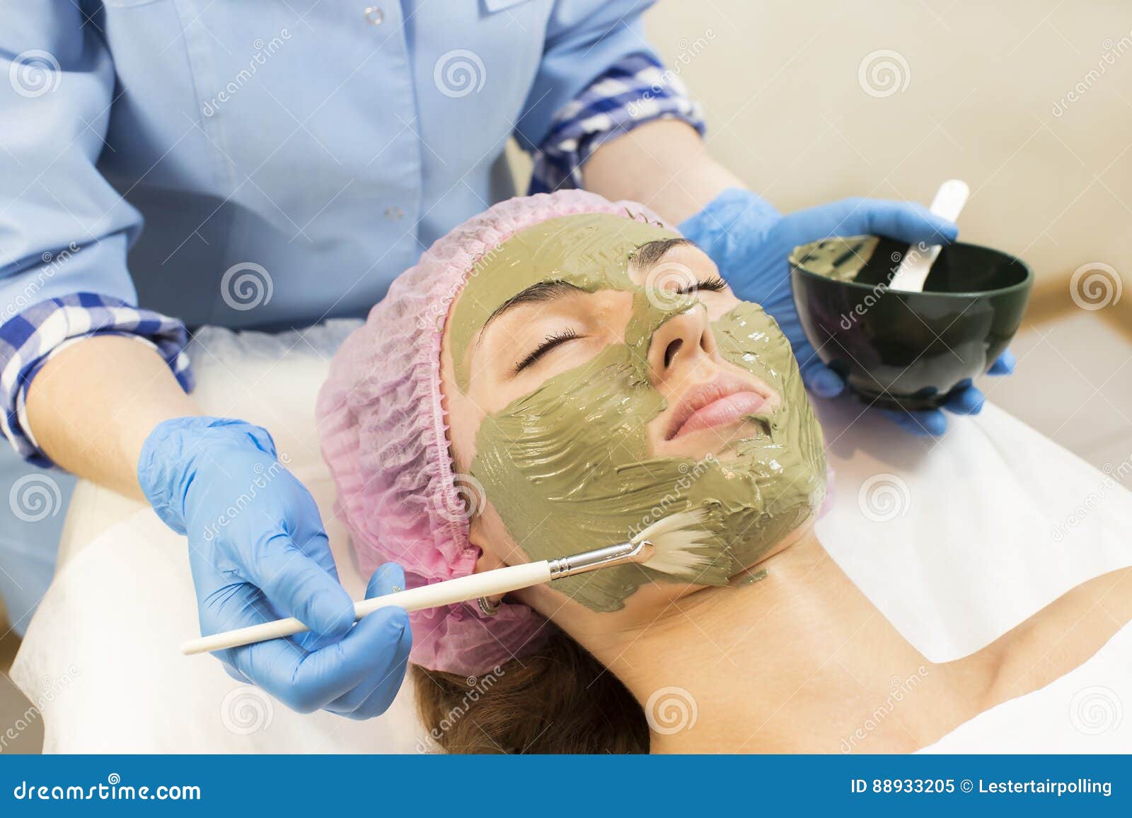 Process of Massage and Facials Stock Image - Image of neck, beauty ...
