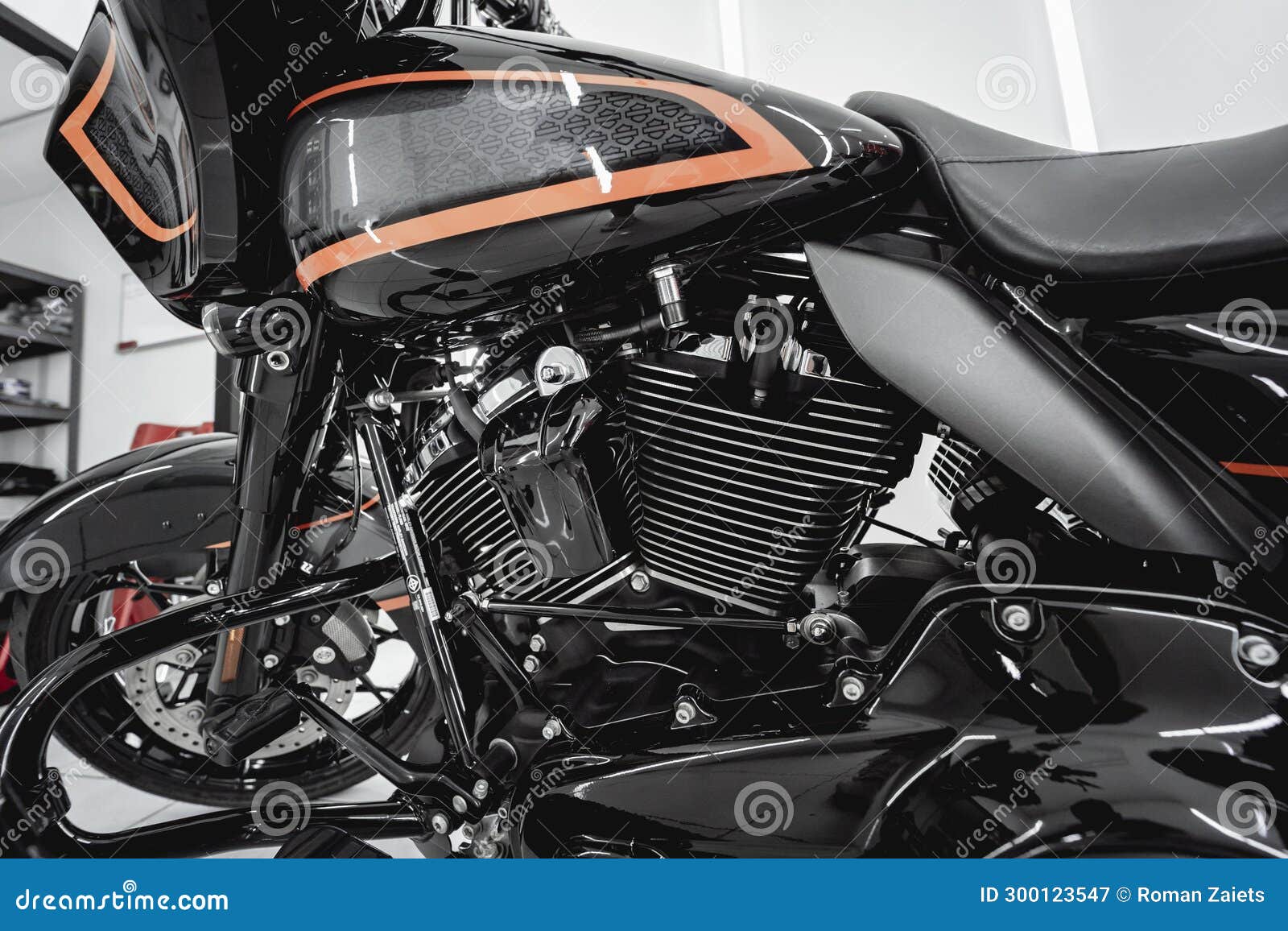 The Process of Nano Coating Motorcycle Applying Soft Fiber Sponge ...