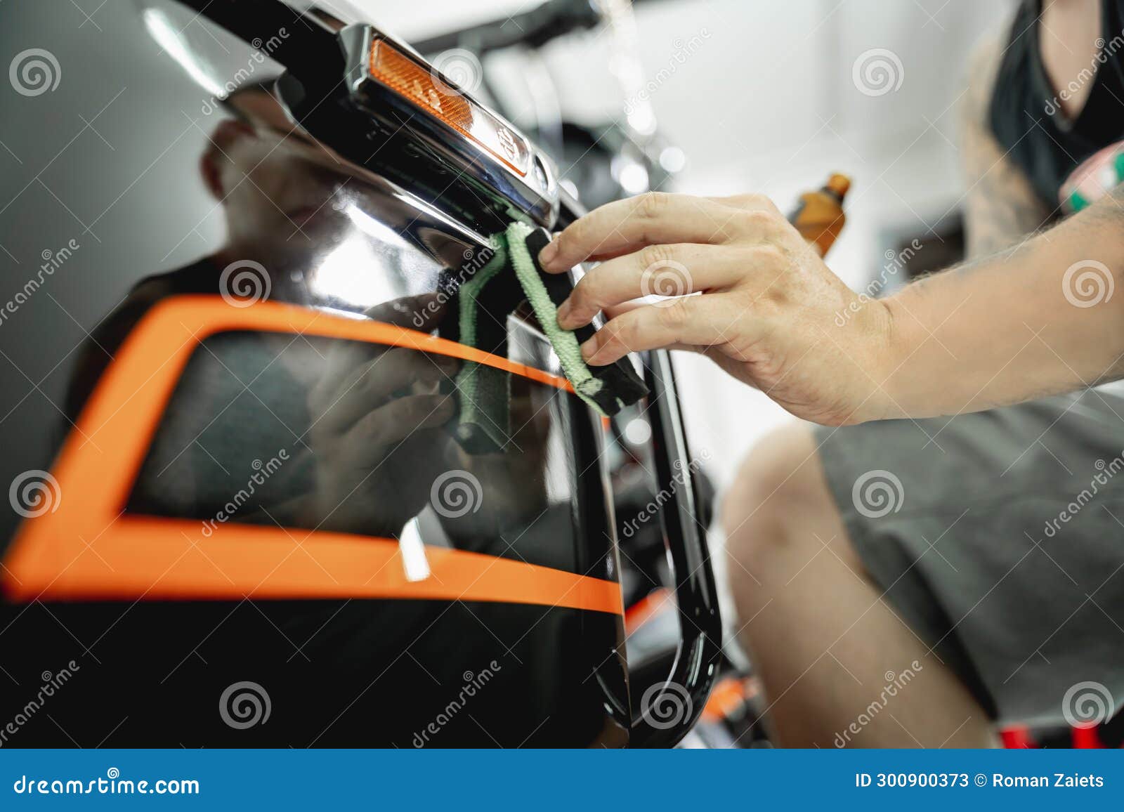 The Process of Nano Coating Motorcycle Applying Soft Fiber Sponge Stock ...