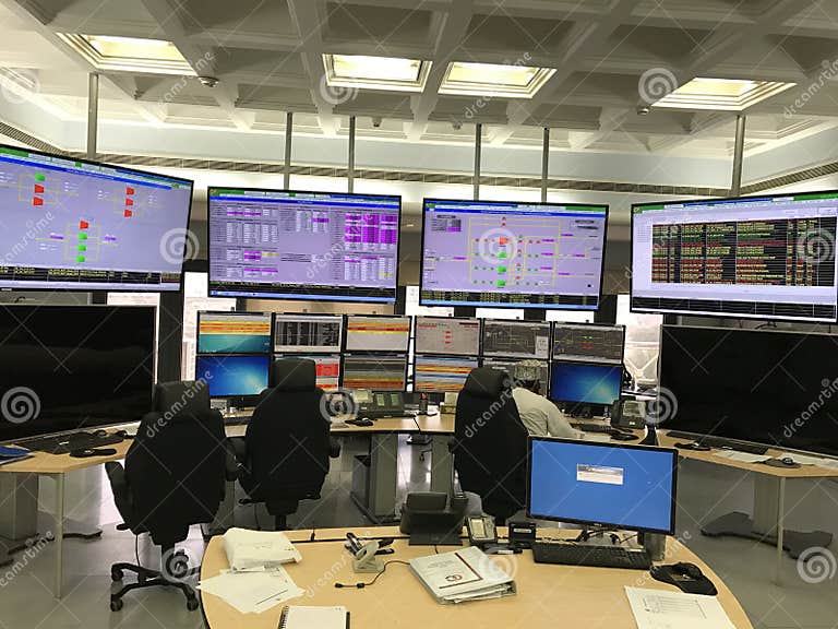 Process Operator Controlling Oil & Gas Plant through Display Screen ...