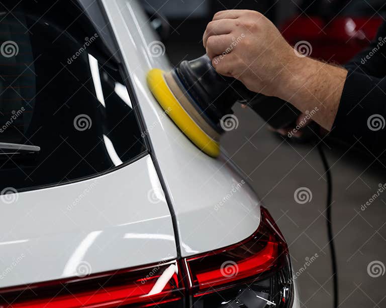 Process of Polishing White Car Body Surface Using Orbital Polishing ...