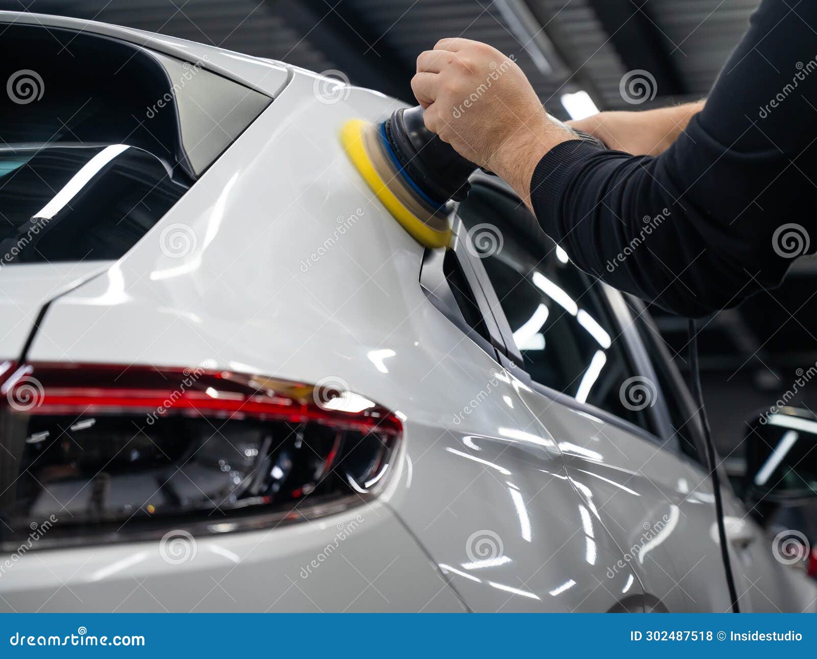 Process of Polishing White Car Body Surface Using Orbital Polishing ...