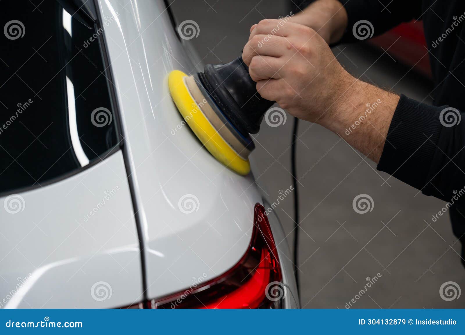 Process of Polishing White Car Body Surface Using Orbital Polishing ...