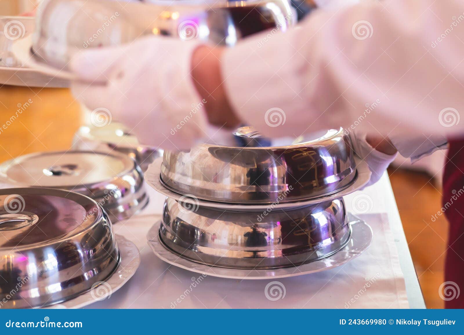 Process of Serving Luxury Dinner in a Cloche Plate Dish with a Lid ...