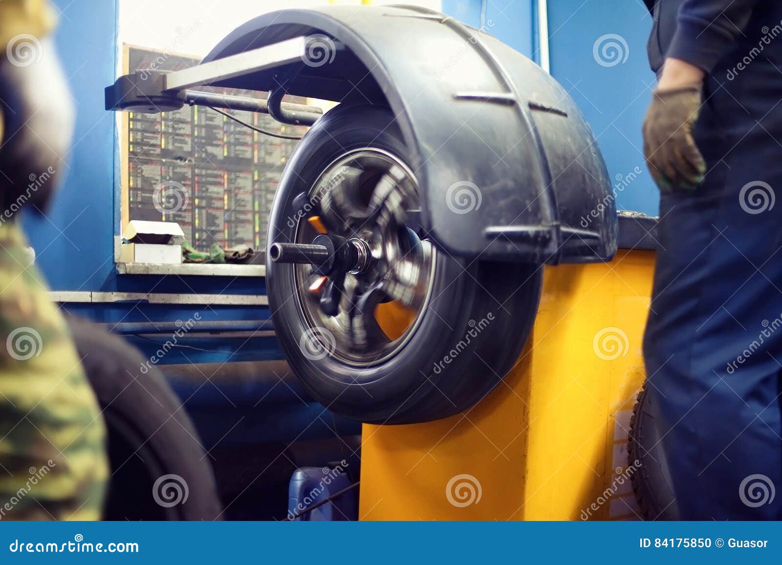 The Process Tire Service, Tyre Wheel of Car in Motion, Workers Stock ...