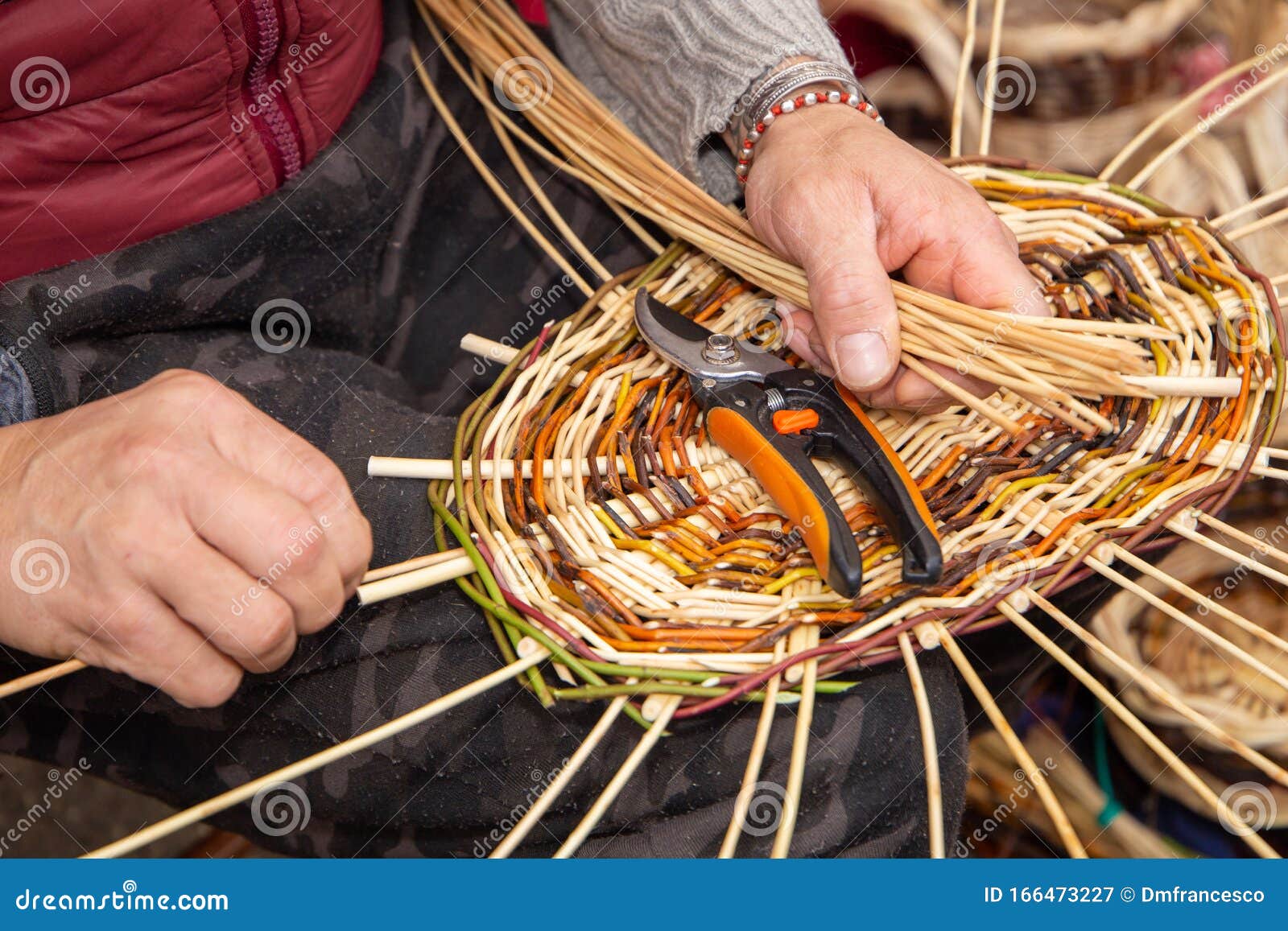 Processing Baskets in Wicker or Weeping Willow Tree with Flexible ...