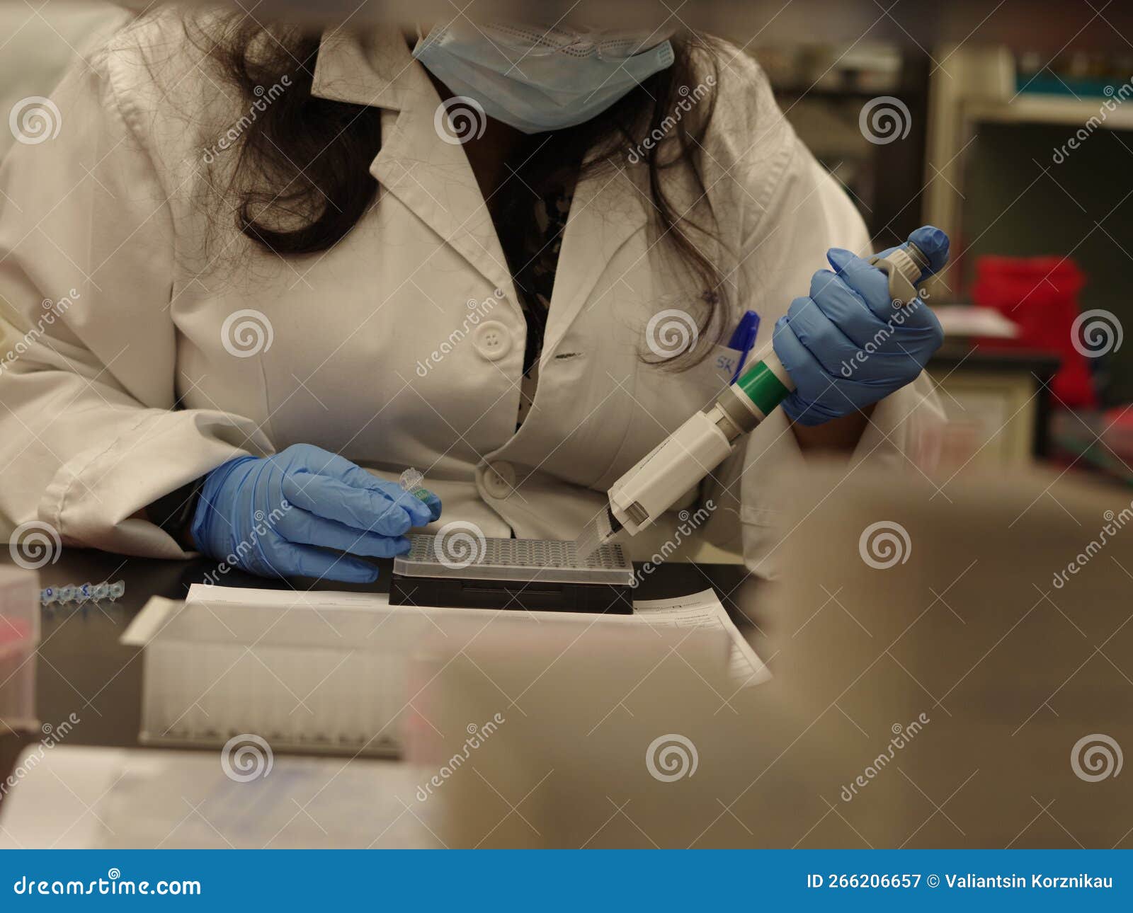Processing DNA Laboratory Equipment Stock Image - Image of scientific ...