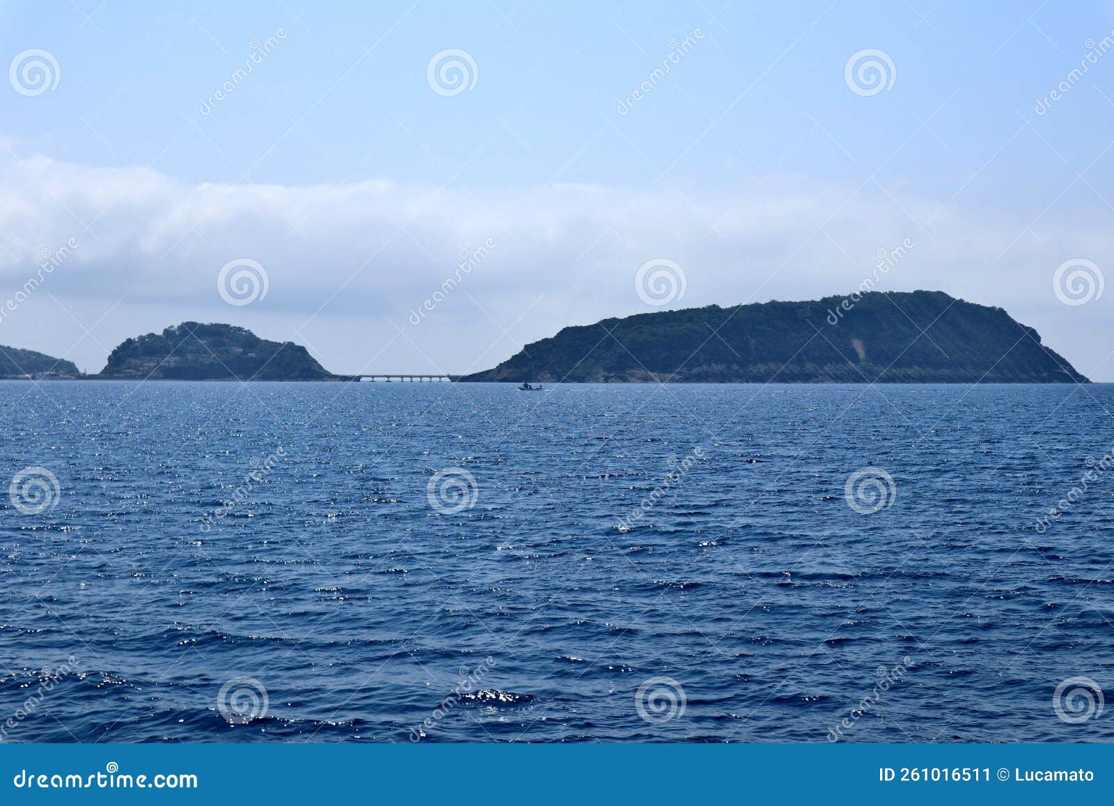 Procida - Isola Di Vivara Dall`aliscafo Stock Image - Image of azure ...