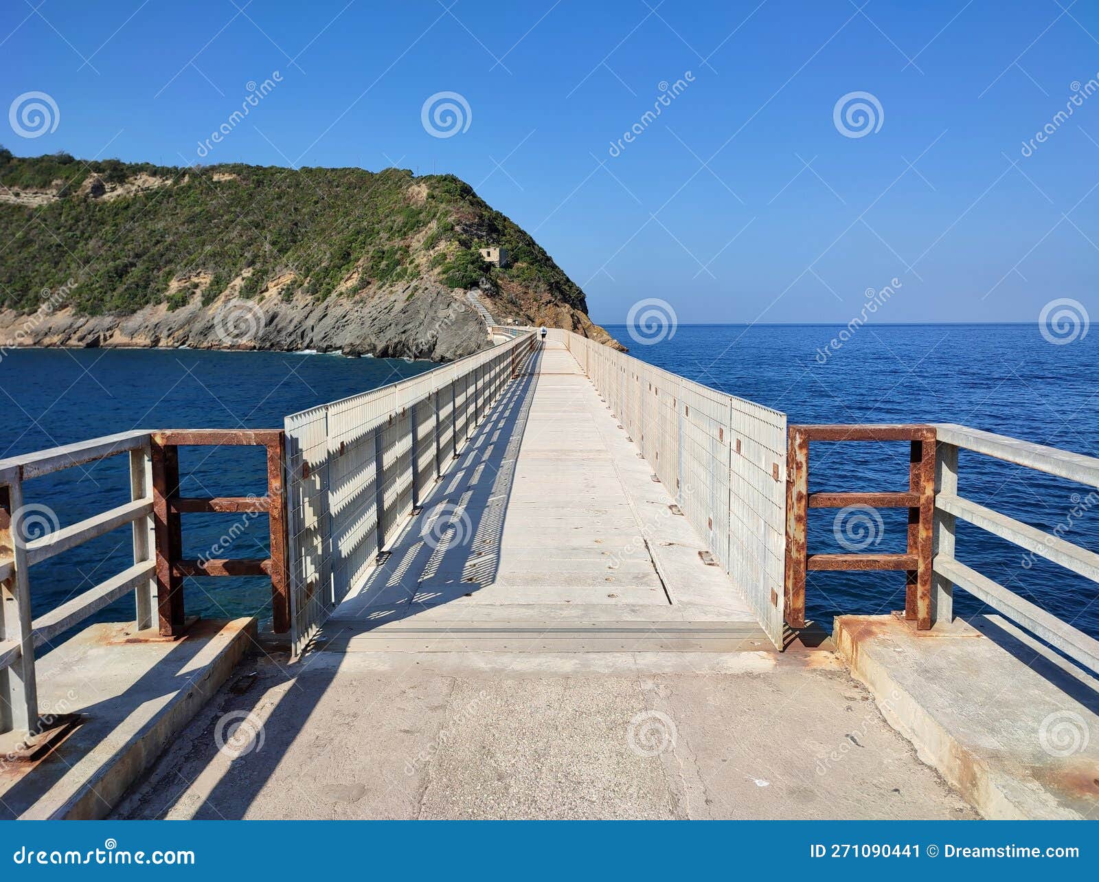 Procida - Ponte di Vivara stock image. Image of boardwalk - 271090441