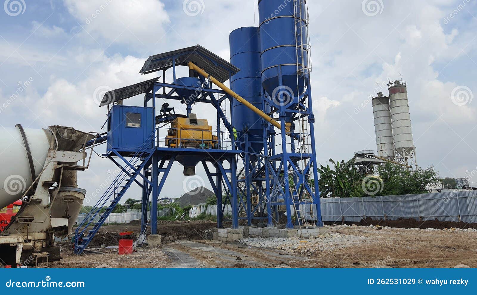 Production of concrete stock image. Image of transport - 262531029