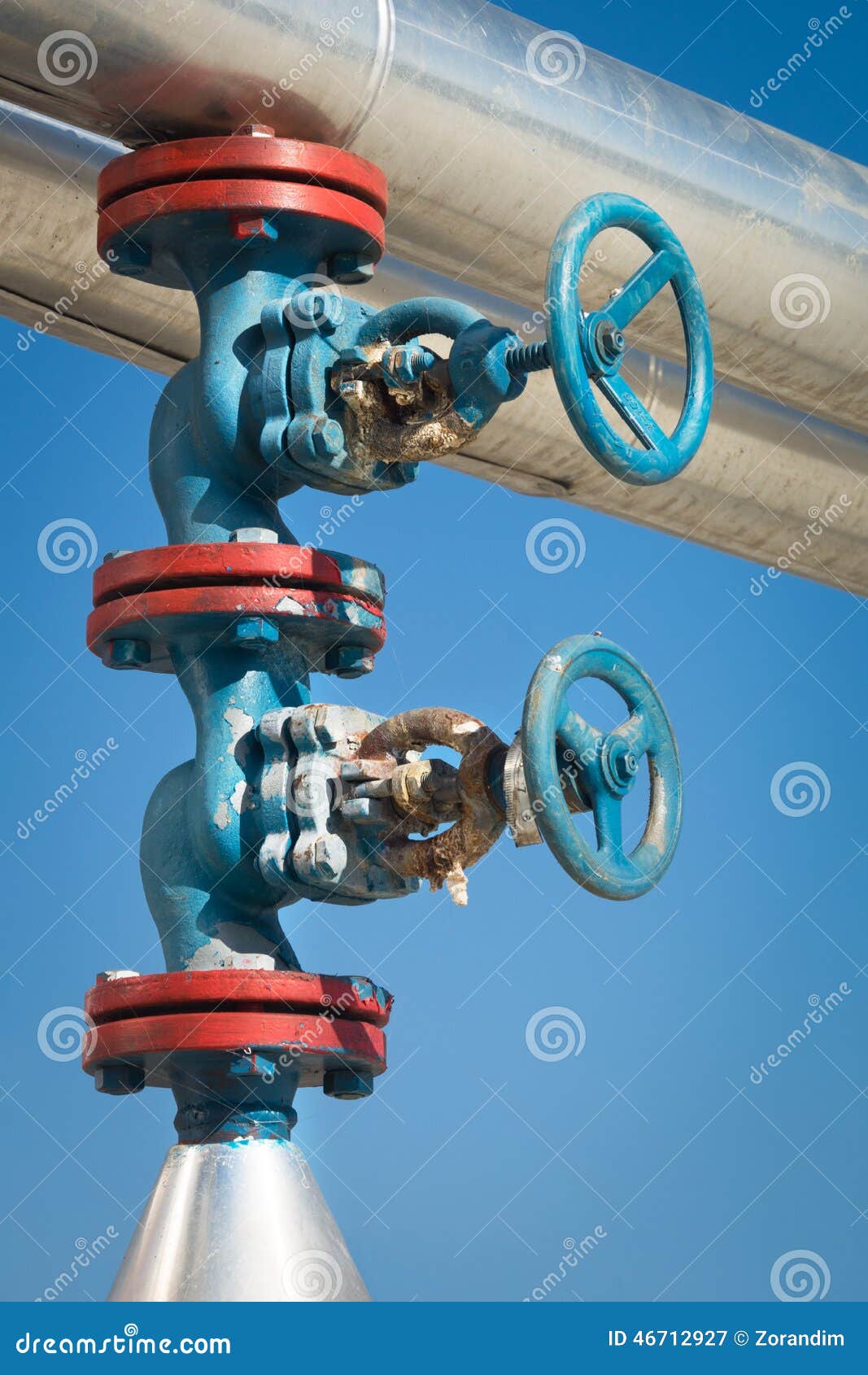 Production wellhead stock image. Image of pipeline, facility - 46712927