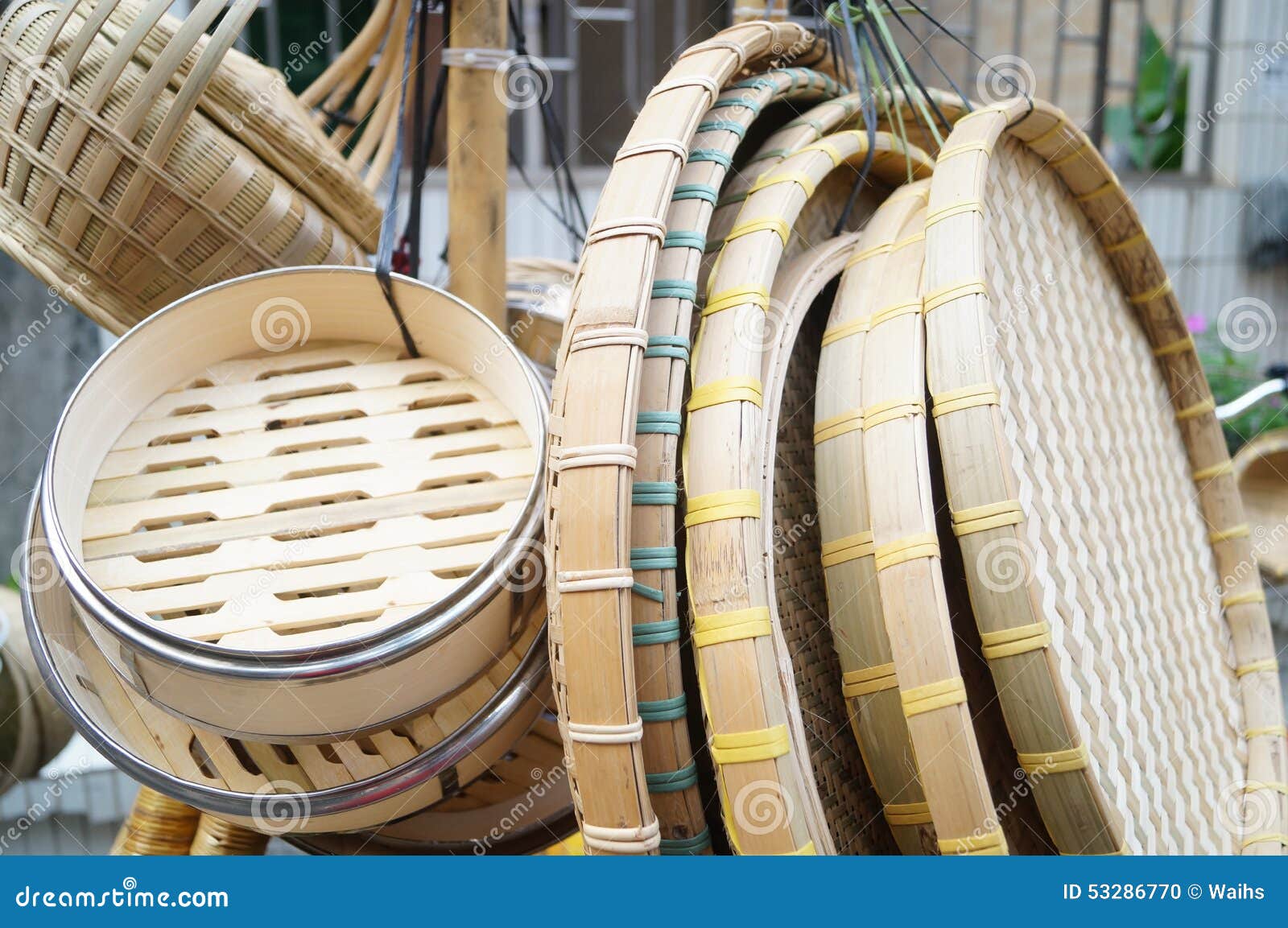 Produtos de bambu foto de stock. Imagem de producto, ferramentas - 53286770