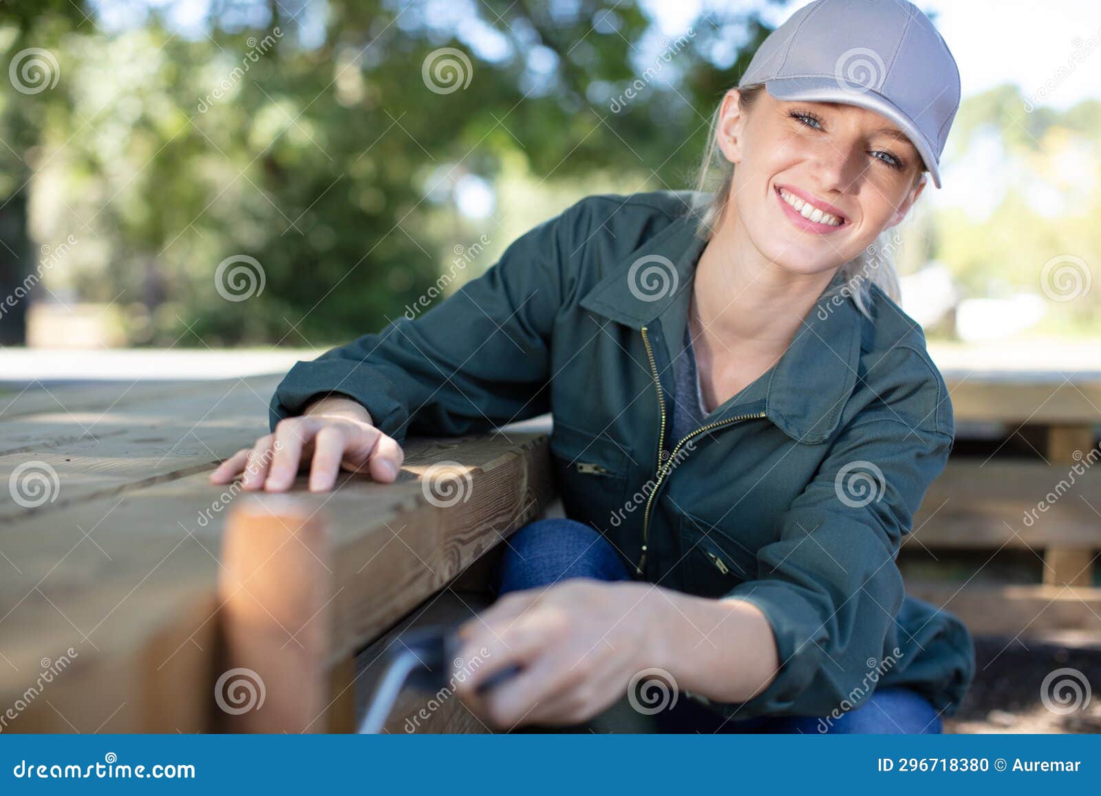 Profesionnal Worker Painting Bench in Park Stock Photo - Image of ...