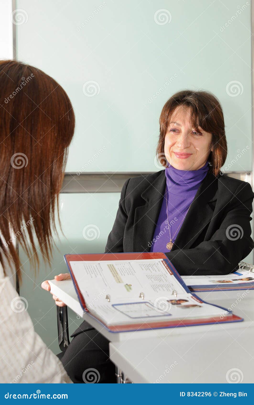 Professeur photo stock. Image du bureau, langage, éducation - 8342296