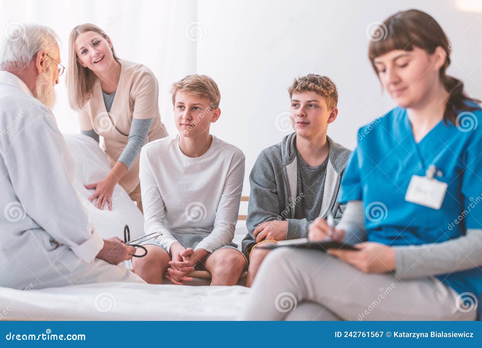 Doctors and Helpful Nurses with Patients Trying To Find Diagnose Stock ...