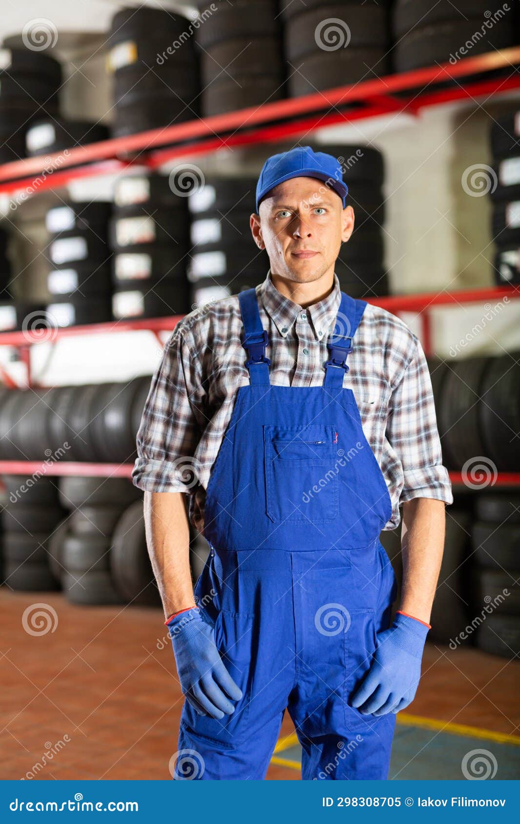 Professional Auto Mechanic Posing in Workshop Stock Image - Image of ...