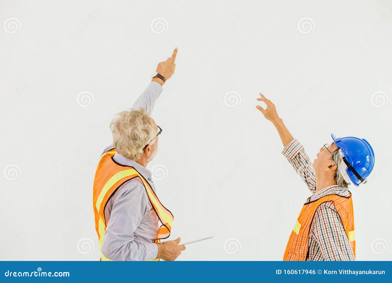 Professional Builder Working Together Inspect the Ceiling To Improve ...