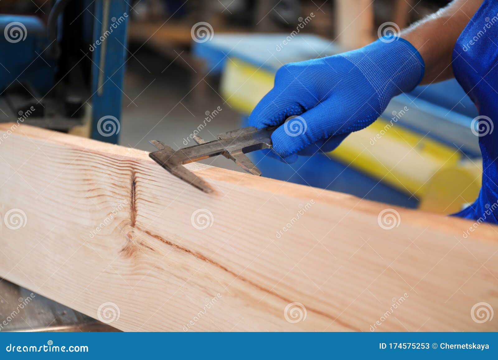 Professional Carpenter Measuring Board with Sliding Caliper in Workshop ...